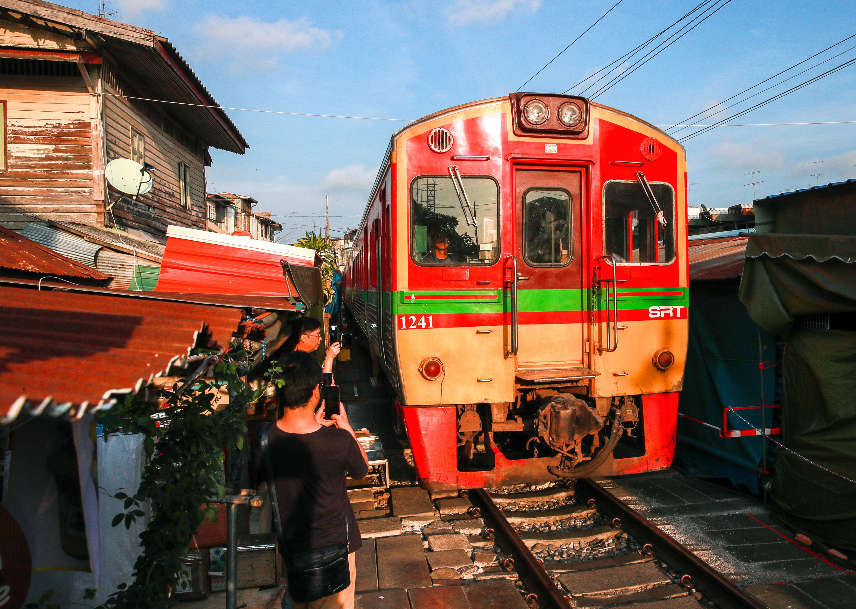 The market workers of Mae Klong